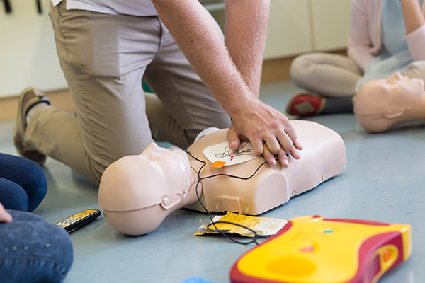 Automated External Defibrillator Aed City And Guilds First Aid